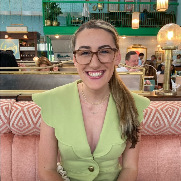 Emily's Closet (@emily_www) | Poshmark